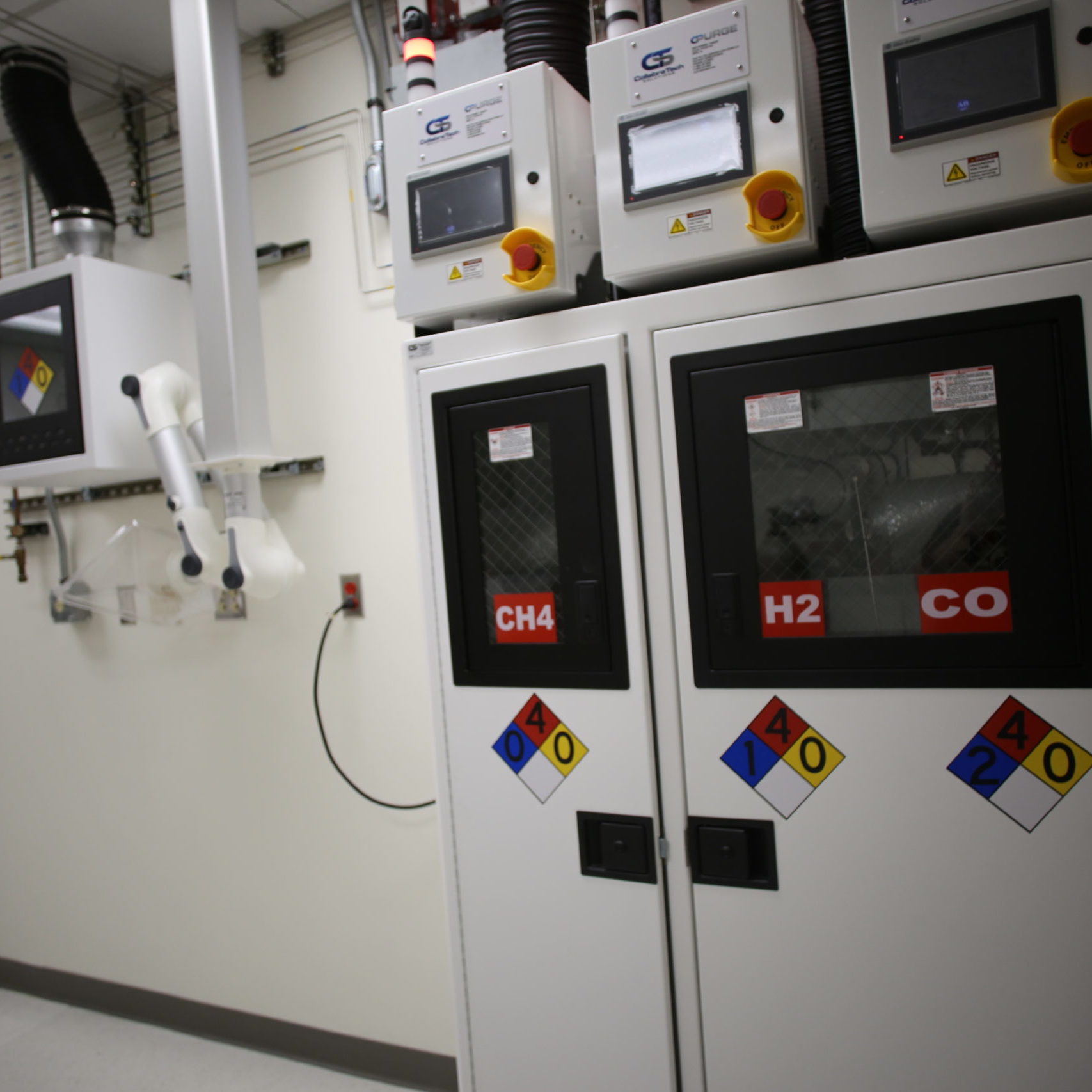 Octopus PECVD Tool Installation - Brycon Corporation